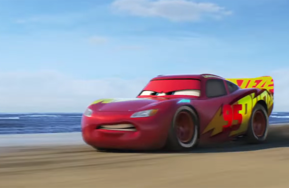 Il nuovo trailer di Cars 3: la voglia di vincere di Saetta McQueen ...